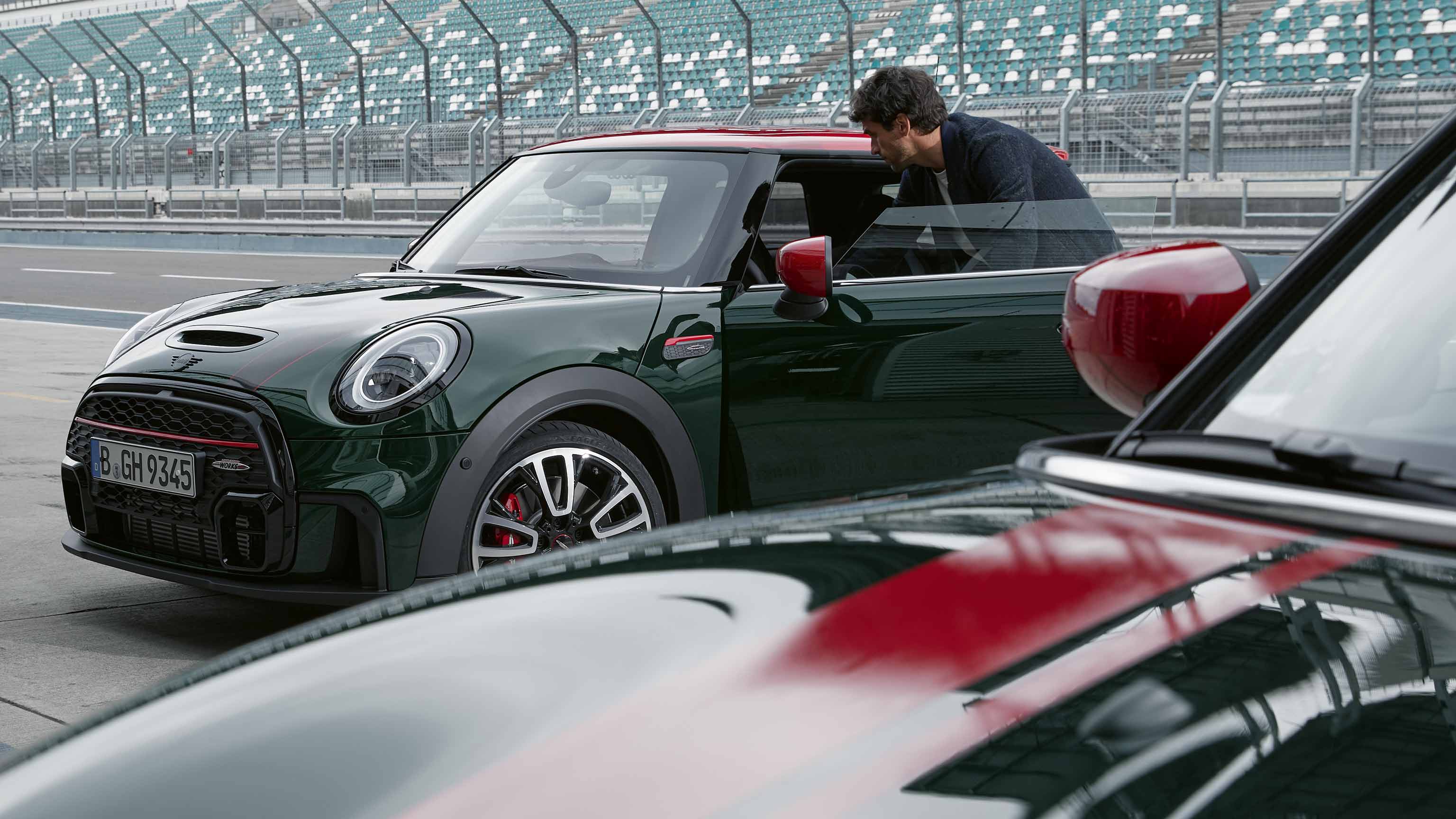 MINI JOHN COOPER WORKS | MINI.HK