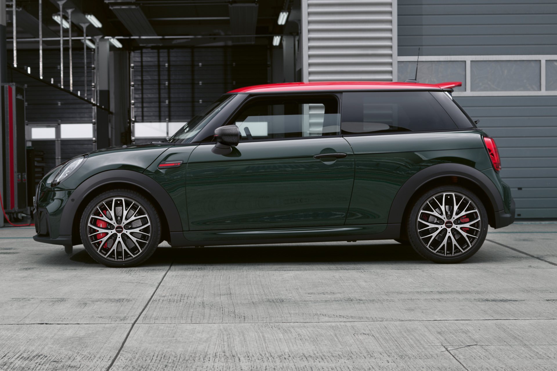 MINI JOHN COOPER WORKS | MINI.HK
