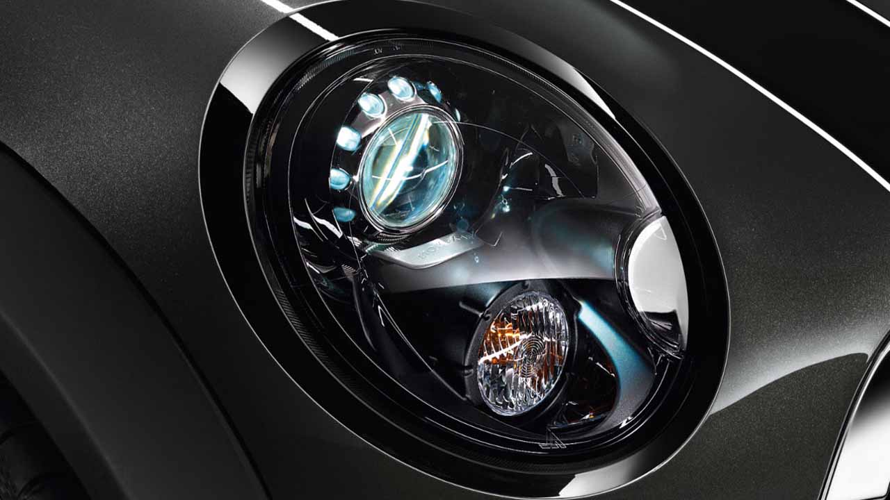 25-watt xenon headlights