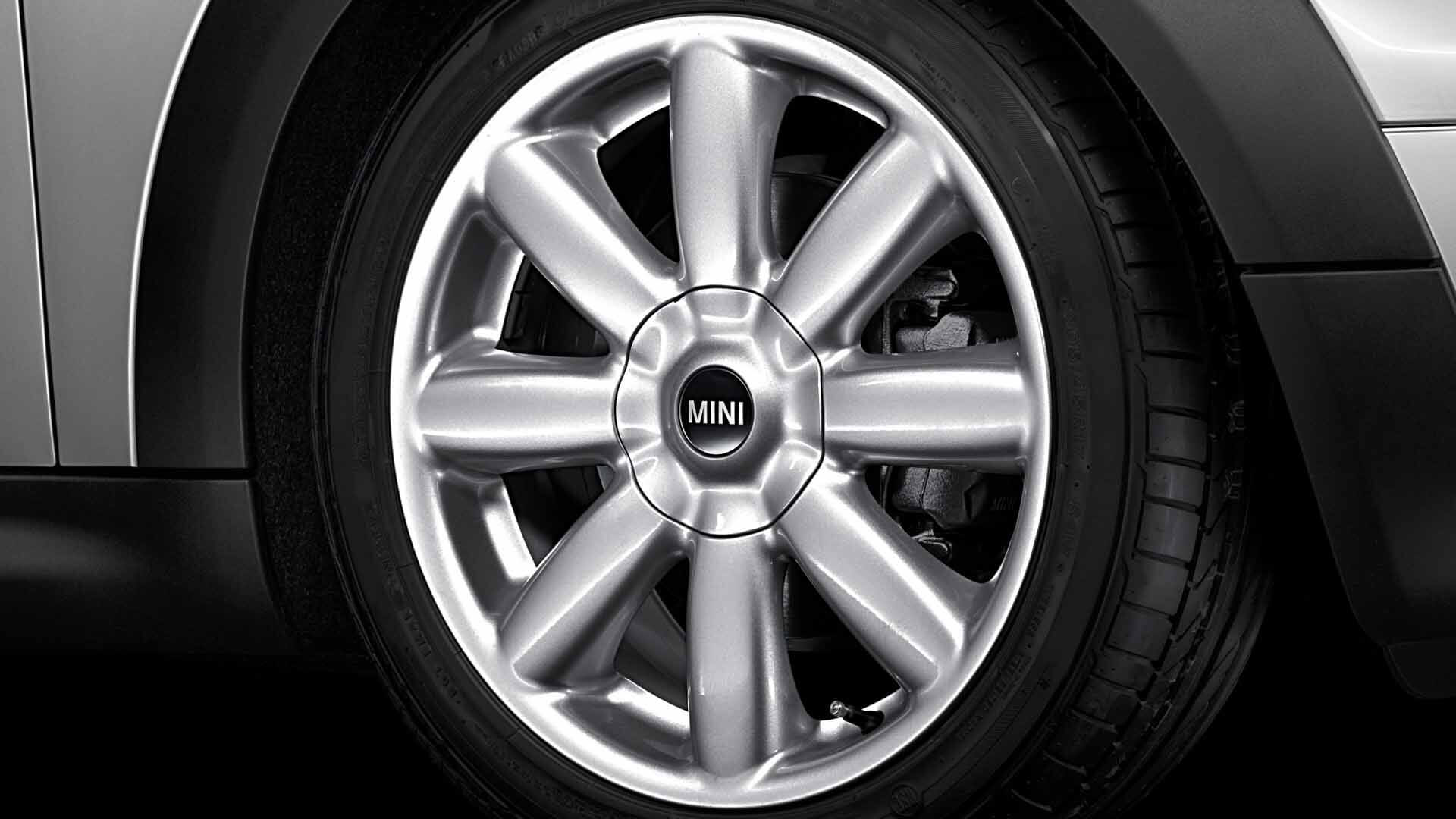 Light alloy wheel Crown-spoke R104 in Silver
